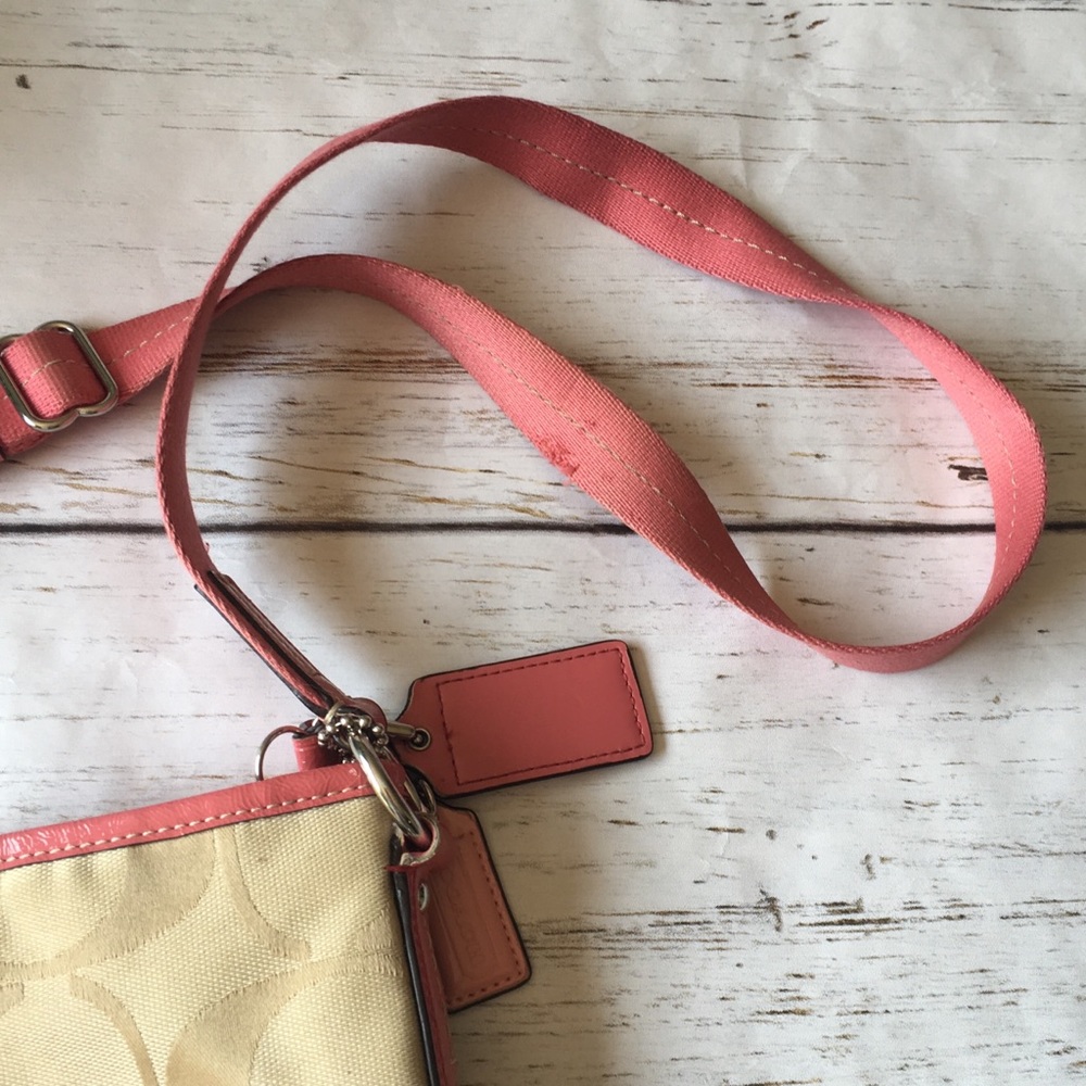 Coral Coach Crossbody Bag - Gem